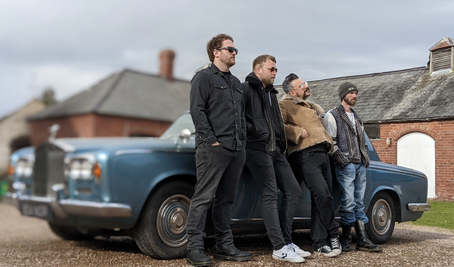 Shop Front Heroes de retour avec "Caer Bryn" - Mazik